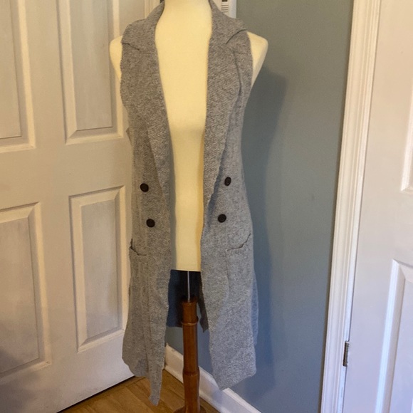 Love Tree | Jackets & Coats | Nwt Love Tree Sweater Vest With ...